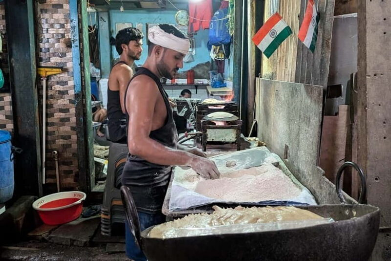 Mumbai: Slum Tour Dharavi Small Group with a Local Guide - Authentic, Engaging, and Educational