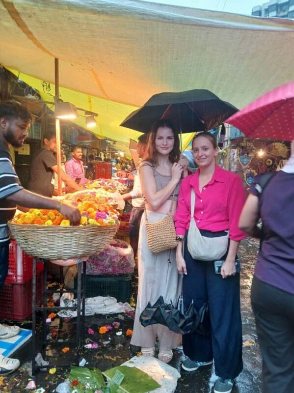 Mumbai Slum Tour with Dhobi Ghat Laundry & Flower Markets - The Value of the Tour