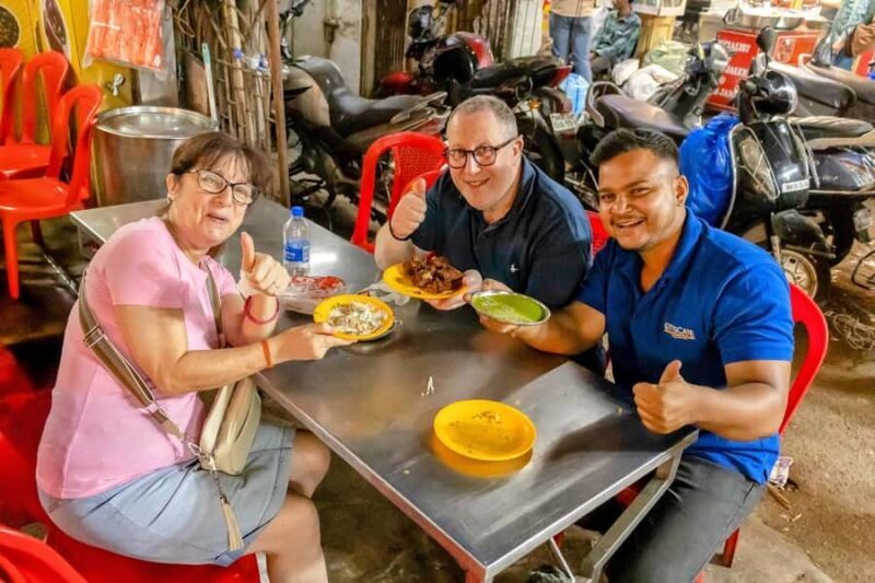 Mumbai Street Food & Bazaar Tour with Local Transport - The Sum Up