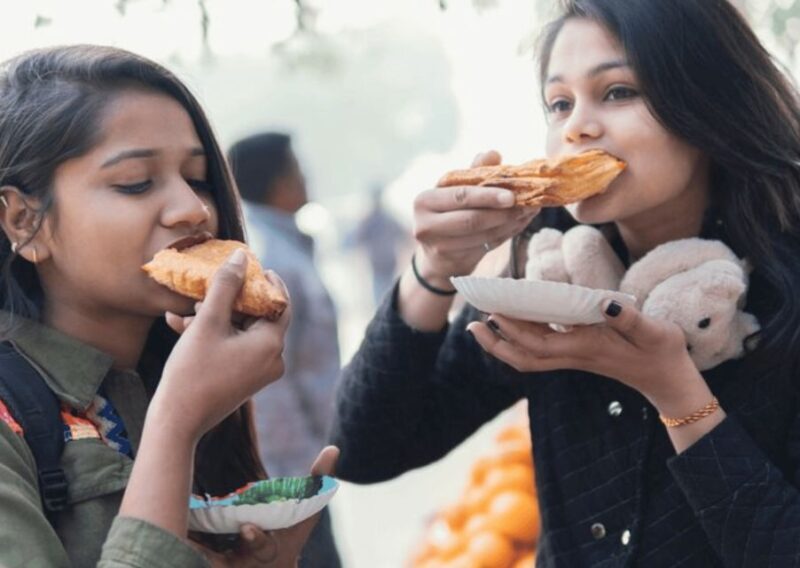 Mumbai Street Food Crawl (2 Hours Guided Food Tasting Tour) - Who Should Consider This Tour?
