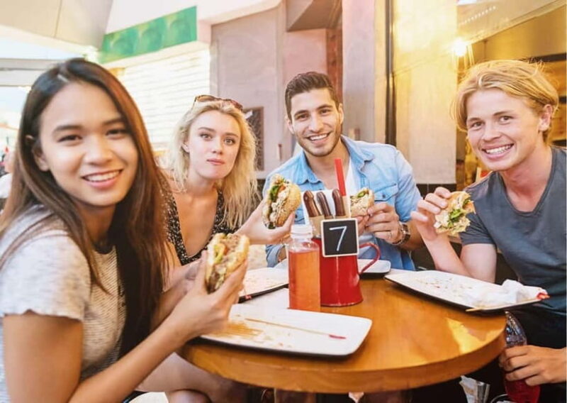 Mumbai: Street Food Crawl - An In-Depth Look at the Mumbai Street Food Crawl