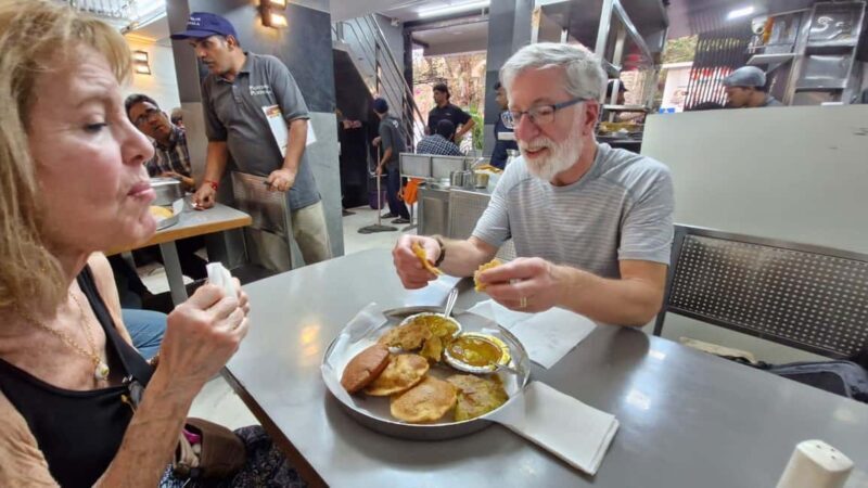 Mumbai: Street Food Tour with 7-8 Tasting Courses - Key Points