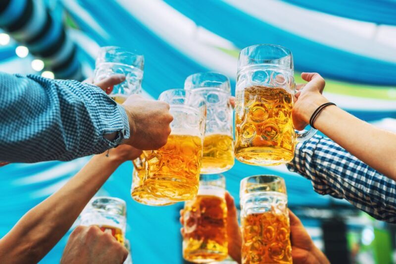 München: Oktoberfest Experience and Lunch in Tent - FAQ