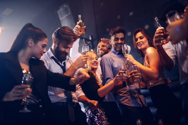 Munich: Bachelor(ette) Party with PubCrawl Shots and Party! - Final Thoughts: Who Will Benefit?