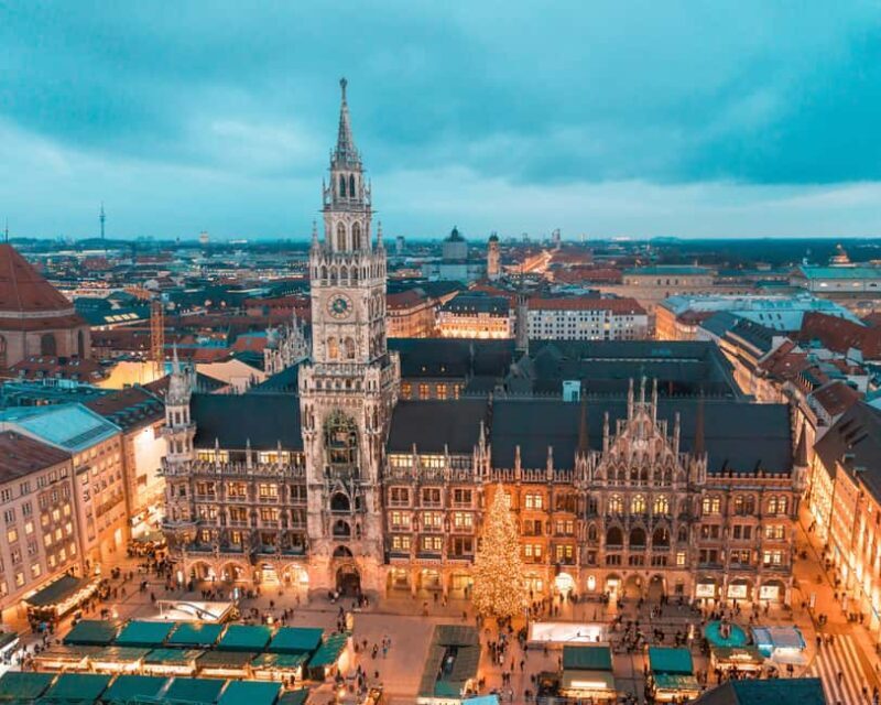 Munich: Christmas market hopping with sightseeing tour - A Detailed Look at the Tour