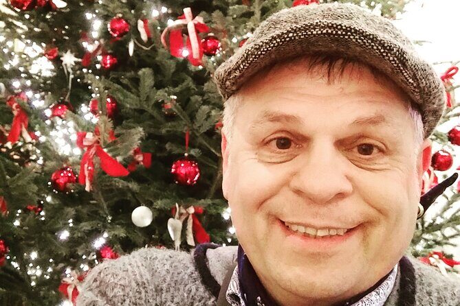 Munich Christmas Market Small Group Tour with Gingerbread Heart - Who Is This Tour Best For?