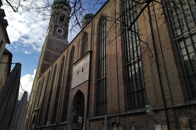 Munich Christmas Market Small Group Tour with Gingerbread Heart - FAQ Section