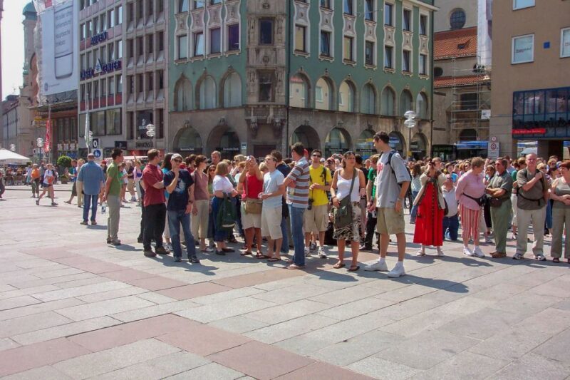 Munich City: Marienplatz and English Garden Walking Tour - The Itinerary: What You’ll See and Experience