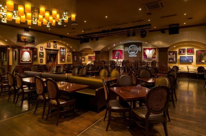 Munich: Hard Rock Cafe with Set Menu for Lunch or Dinner - Who Will Love This Experience?