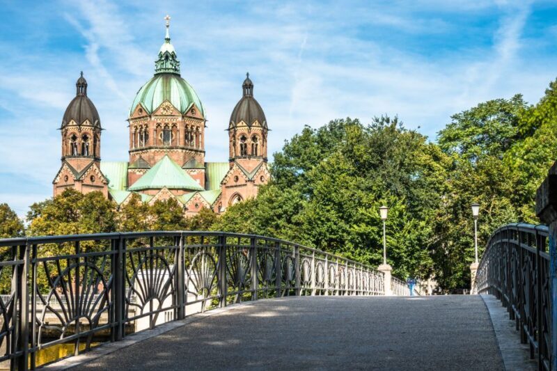 Munich: Highlights Private Bike Tour with Licensed Guide - FAQ