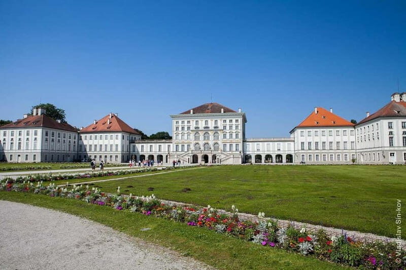 Munich Moments : City Tour - Nymphenburg Park, BMW Welt - Key Points
