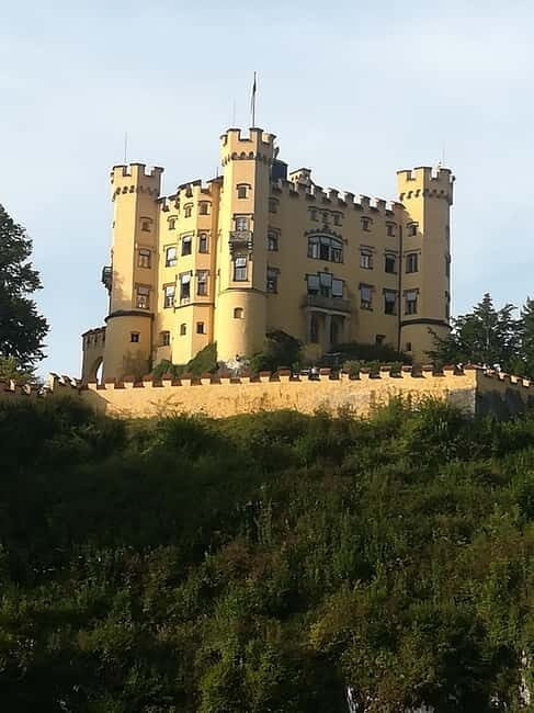 Munich: Neuschwanstein Castle and Linderhof Palace Day Trip - The Highlights