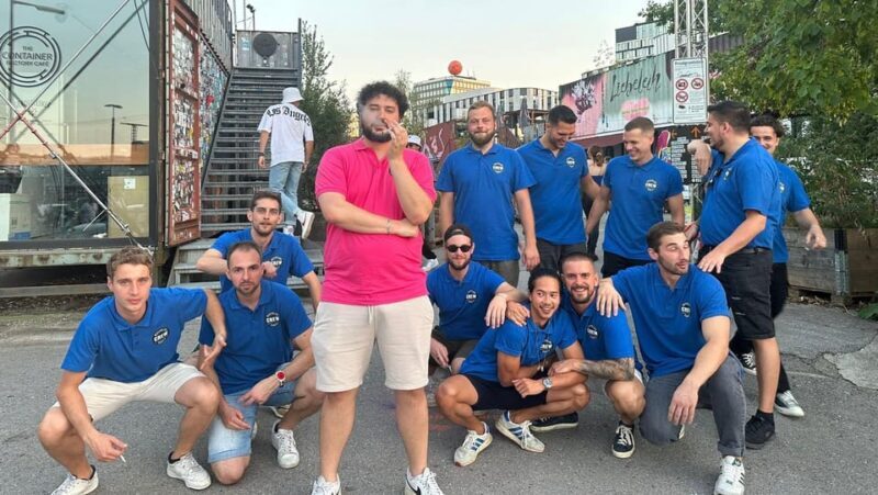 Munich: Night PubCrawl Shots and Party! - What Do You Get for Your Money?
