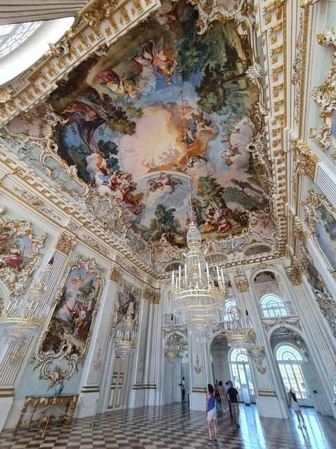 Munich: Nymphenburg Palace Guided Tour with an Architect - Exploring Nymphenburg Palace with an Architect: What to Expect