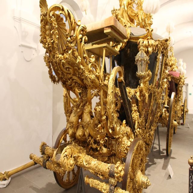 Munich: Nymphenburg Palace Skip-the-Line Private Guided Tour - The Experience of Visiting Nymphenburg