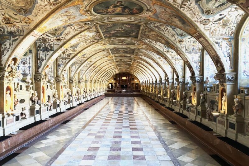 Munich Nymphenburg Palace Tickets and Tour, Carriage Museum - Exploring Nymphenburg Palace: A Royal Summer Retreat