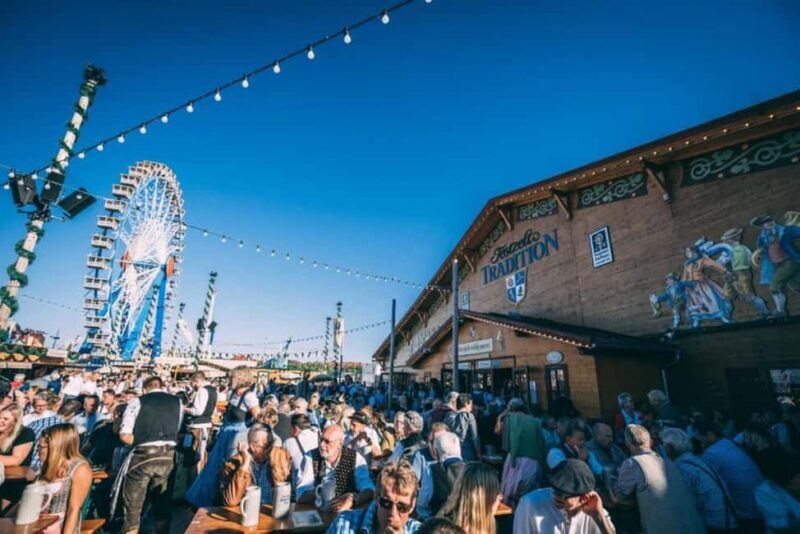 Munich: Oktoberfest Large Beer Tent Evening including Table Reservation - Key Points