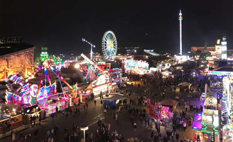 Munich: Oktoberfest Tour & Big Beerhall Evening Reservation - Authenticity and Value: What the Tour Delivers