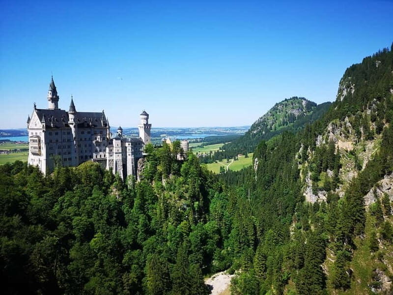 Munich: Private Neuschwanstein & Linderhof Castle Day Trip - Visiting Neuschwanstein: A Fairy Tale Realized