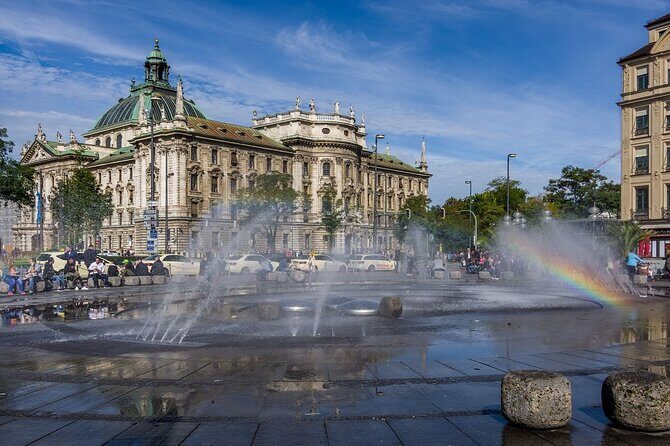 Munich Public Walking Tour With A Professional Guide - Exploring Munich’s Heart: What You Can Expect
