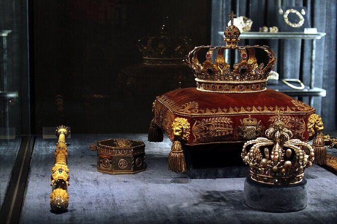 Munich Residenz Palace, Museum and Treasury Private Tour - The Price and Overall Value