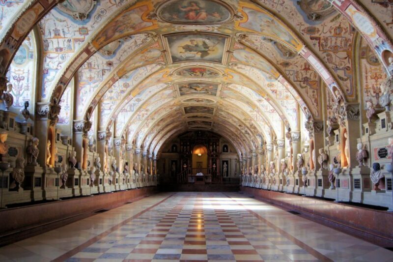 Munich: Residenz Palace, Museum and Treasury Private Tour - Exploring the Munich Residenz: A Royal Journey through Bavaria’s Largest Palace