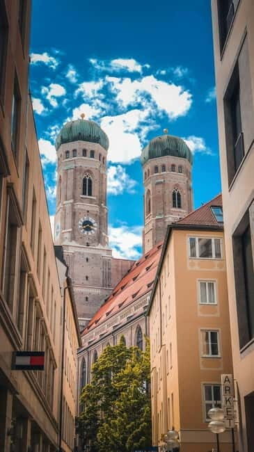 Munich: Sightseeing hopping Summer in the city with an aperitif drink - The Experience and What to Expect