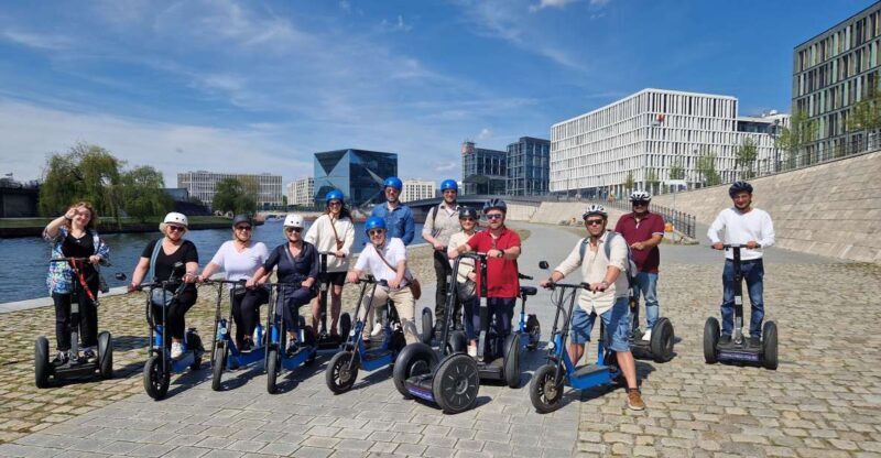 Munich: Top Sights E-Scooter Tour with Local Guide - A closer look at the Munich E-Scooter Tour