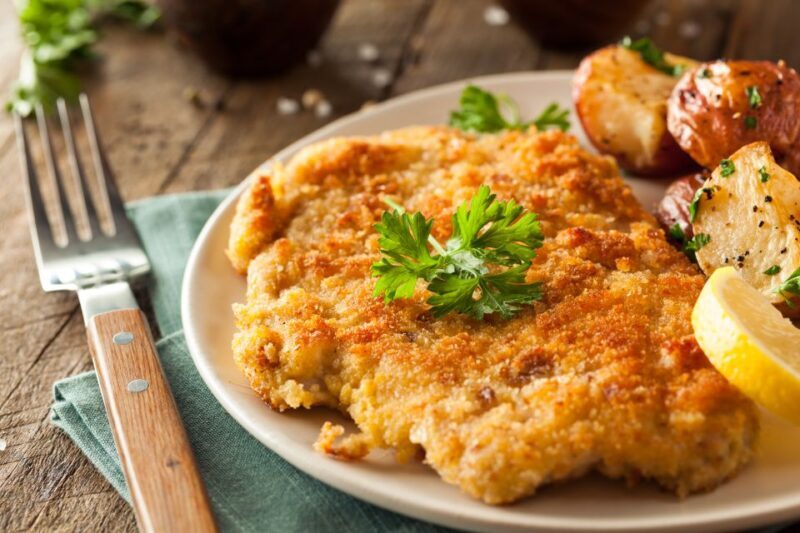 Munich: Traditional German Food and Old Town Private Tour - What to Expect and Practical Details
