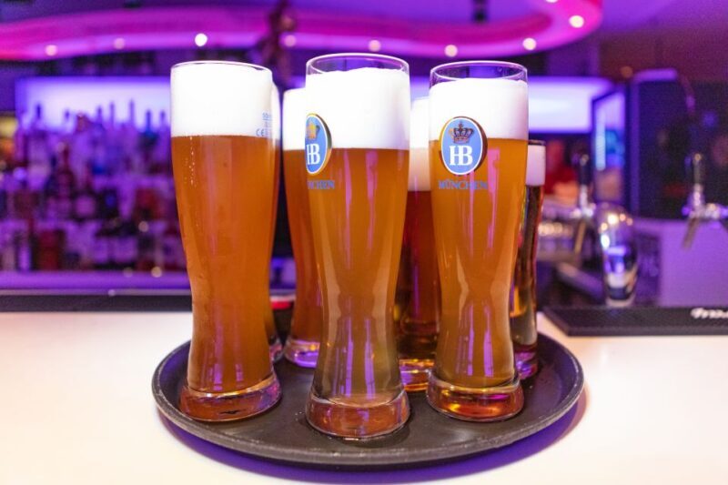 Munich's Original Pub Crawl - Key Points
