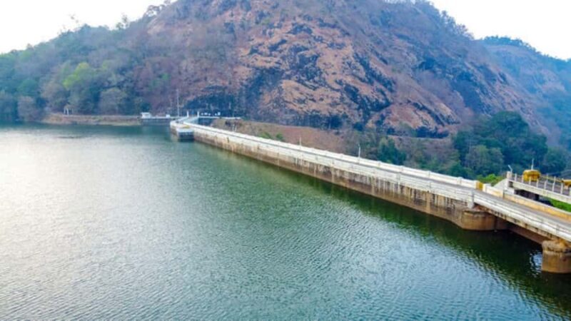 Munnar Same Day Tour: Lakes, Viewpoints & Tea Gardens - The Sum Up