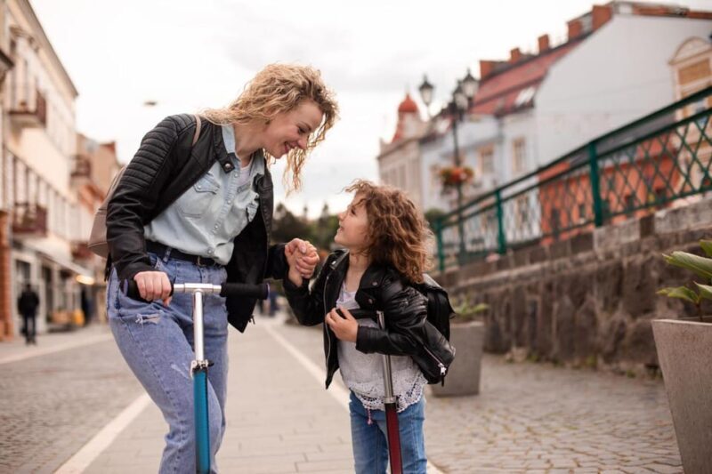 Munster: Insta-Perfect Walk with a Local - Key Points