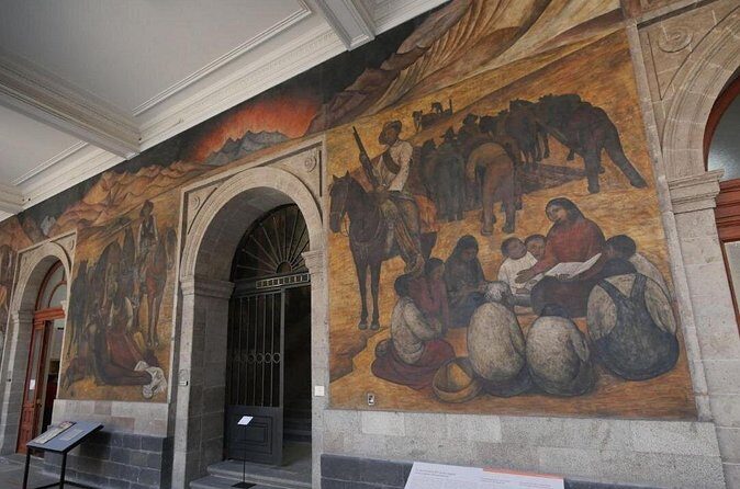 Murals of Mexico City - Who Would Love This Tour