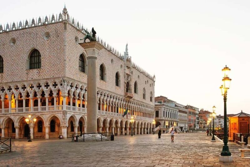 Murano, Burano & Torcello: Vetro, Case Colorate & Storia - Overall Summary