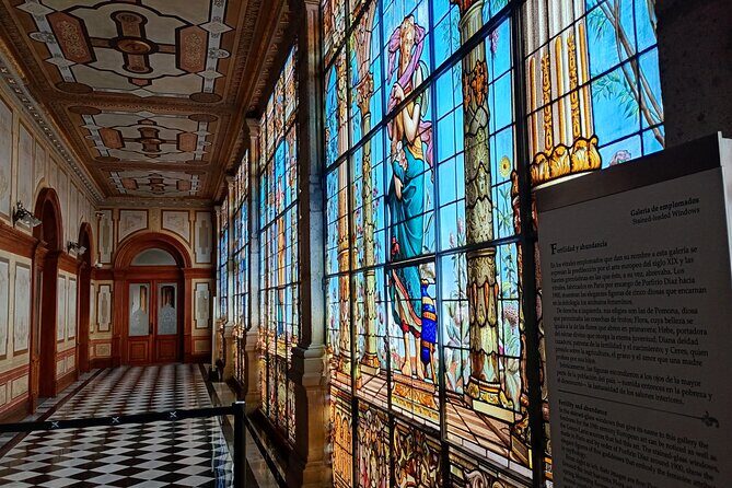 Museum of Anthropology and Castle private tour with historians - A Closer Look: What this Tour Offers