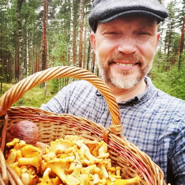 Mushroom picking in the forests near Riga - Practical Details and Tips