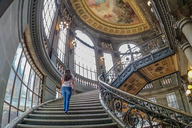 Must-see Buildings & Palaces of Mexico City - An Overview of the Tour Experience