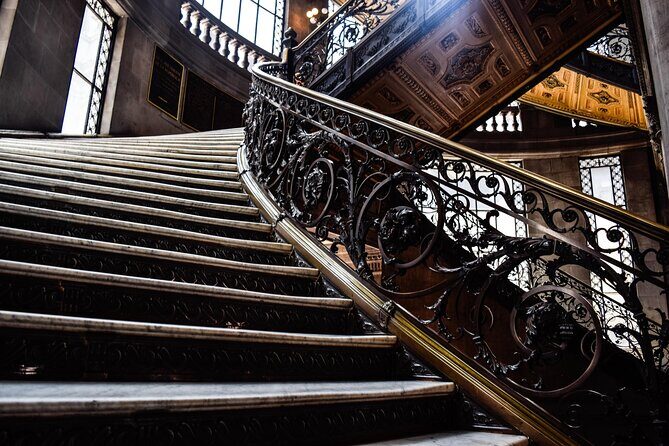 Must-see Buildings & Palaces of Mexico City - Who Should Book This Tour?