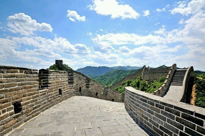 Mutianyu Great Wall Layover w/Round-trip Airport Transfer - Key Points