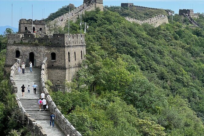 Mutianyu Great Wall, Ming Tombs Ding Ling and Sacred Way Day Tour - Transportation and Logistics