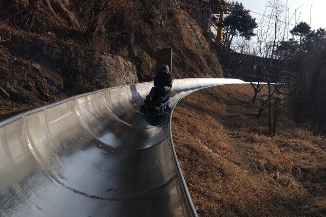 Mutianyu Great Wall Toboggan Private Trip English Speaking Driver - Key Points