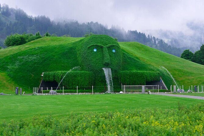 MY * GUiDE EXCLUSiVE PANORAMA alpine tour to INNSBRUCK (/ Swarovski) from Munich - Key Points
