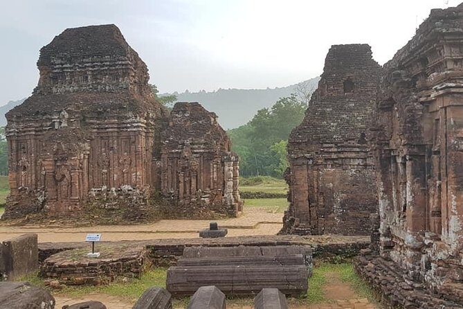 MY SON HOLYLAND & HOI AN WALKING TOUR, SAMPAN Boat Ride, Colourful Night Market - Key Points