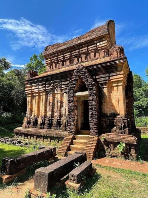 My Son Holyland Sunset Tour With Banh My: Hoi An or Da Nang - FAQs