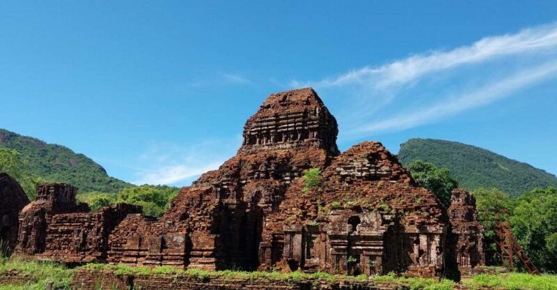 My Son Sanctuary Early Morning Private Tour with Breakfast - Transportation & Group Size