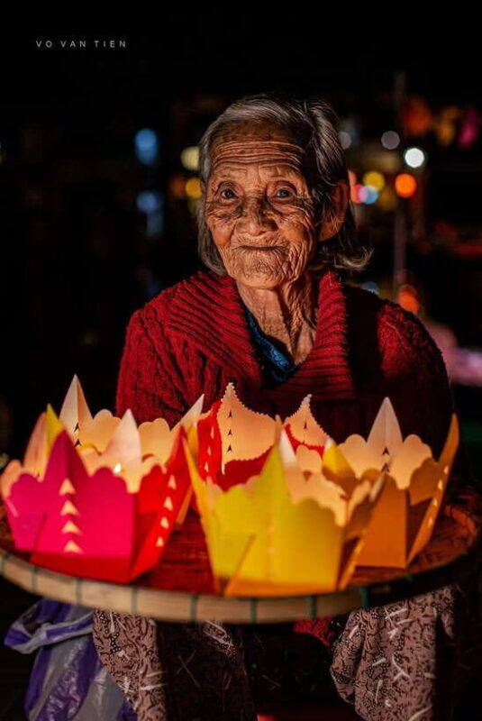My Son Sanctuary & Hoi An City Shore Excursion Tien Sa Port - Exploring the Intimate Details of the Tour