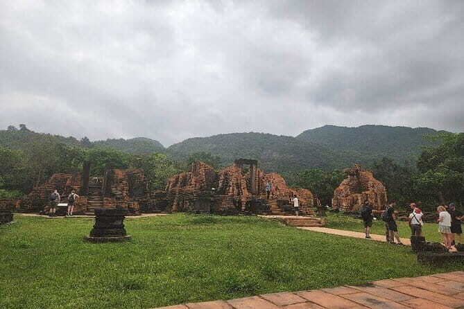 My Son Sanctuary Private Tour from Hoi An - Reflection and Return: Heading Back to Hoi An