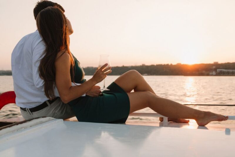 Mykonos: Catamaran Cruise with Lunch, Drinks and Transfer - FAQs About This Catamaran Cruise