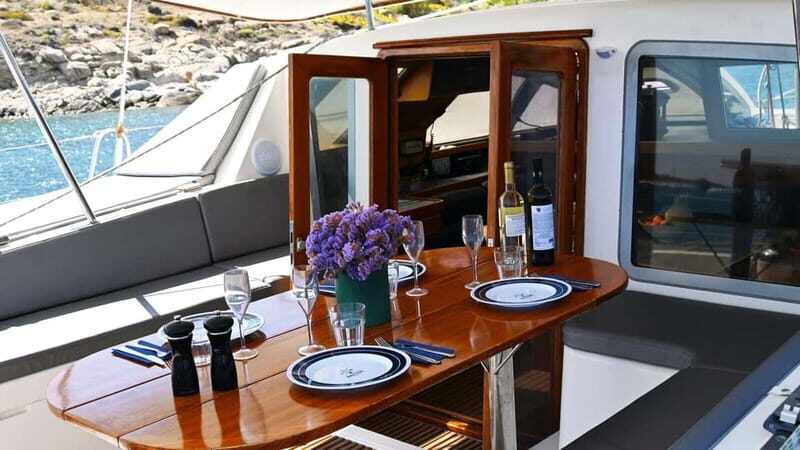Mykonos: Catamaran Cruises with Lunch and Drinks - Key Points