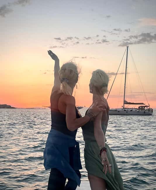 MYKONOS SOUTH COAST EVENING SEMI PRIVATE CRUISE - Authentic Experiences and Tips